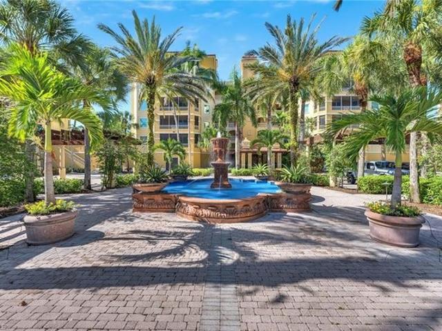 2738 Tiburon Blvd E Apt 406, Naples, FL 34109