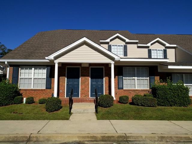 2738 W Tharpe St, Tallahassee, FL 32303
