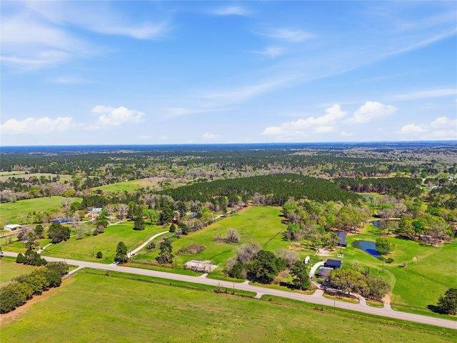 27390 W FM 1097 Rd, Montgomery, TX 77356