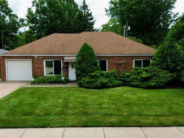 27390 Markbarry Ave, Euclid, OH 44132