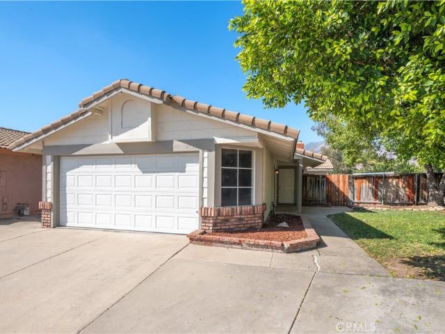 27394 Rustic Lane