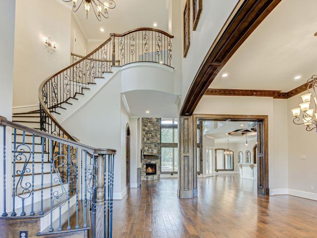 27303 Silver Jade Court