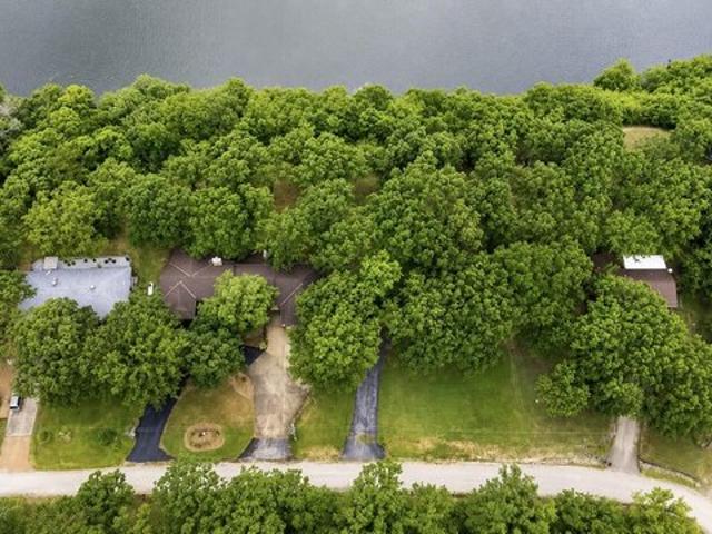 27300 County Road 233, Pittsburg, MO 65724