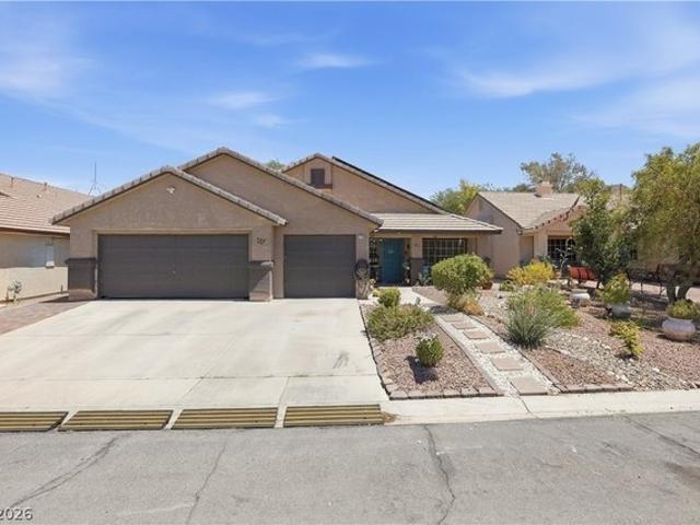 2730 Meadow Spring Ct, Las Vegas, NV 89156