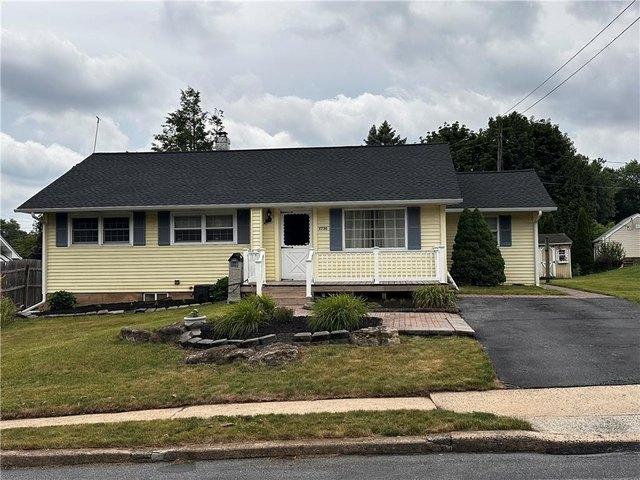2730 Mosser St, Allentown, PA 18103