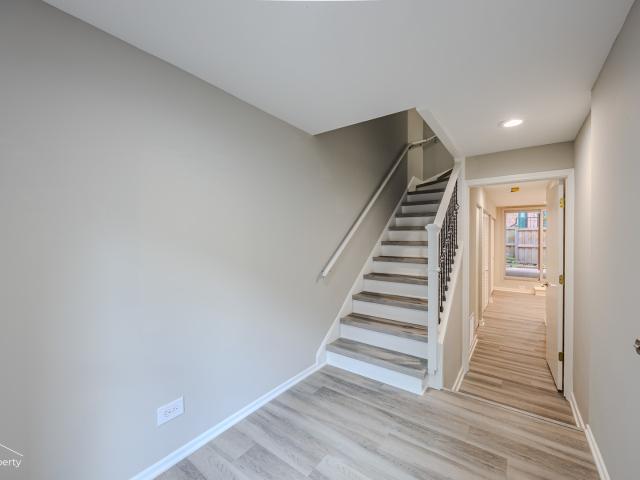 2730 n greenview avenue # m