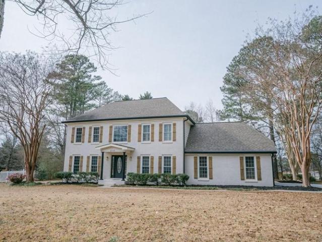 2730 Briarfield Way, Lawrenceville, GA 30043