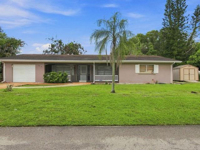 2730 Fairway Dr, Fort Pierce, FL 34982