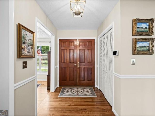 2730 Fontainebleau Drive