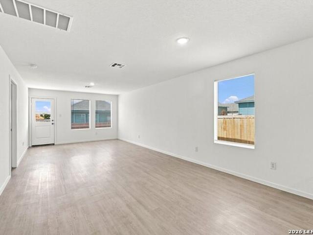 2730 Jasper Stone