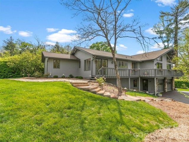 2731 Miller Ln, Hendersonville, NC 28791