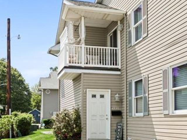 2731 Omar St Unit 8, Port Huron, MI 48060