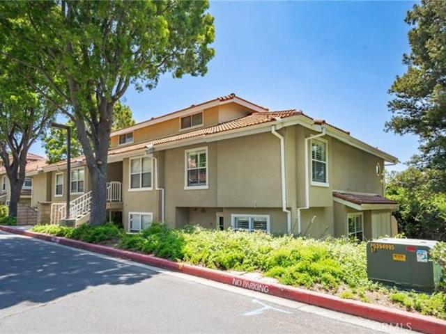 2731 Erringer Rd Apt 71, Simi Valley, CA 93065