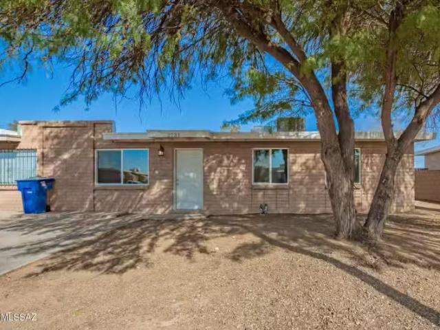 2731 S Calle Yucatan, Tucson, AZ 85730 MLS 22507936