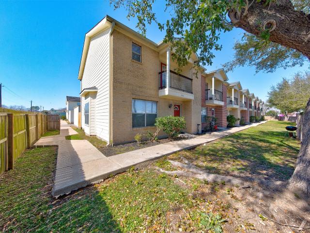 2731 Vienna Place