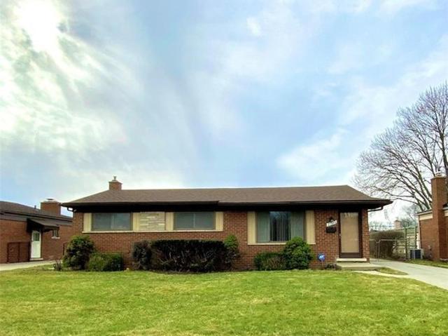 27323 Crestwood Dr, Warren, MI 48088