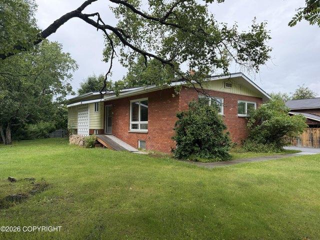 2732 Jefford Pl, Anchorage, AK 99517