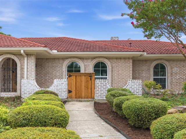 2732 Leameadow Drive
