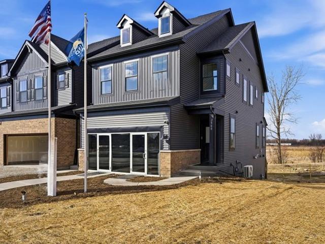 2732 Preserve Cir Unit 13001, Aurora, IL 60502
