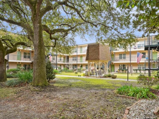 2732 Whitney Place # 209