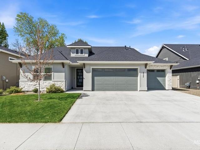 2733 E Melanite St, Nampa, ID 83686