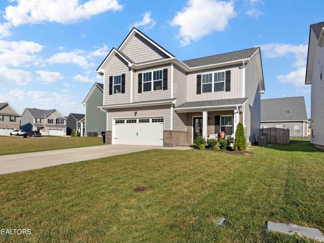2733 Farmhouse Drive