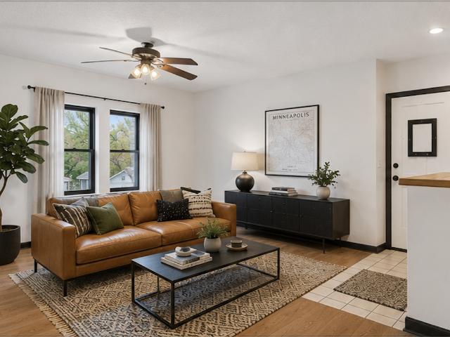 2733 Girard Avenue S # 305