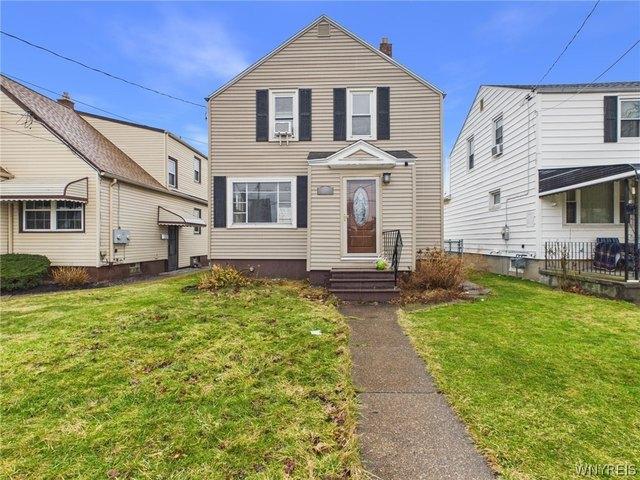 2733 Independence Ave, Niagara Falls, NY 14301