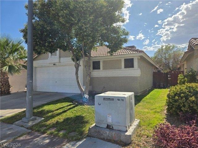 2733 Ironside Dr, Las Vegas, NV 89108