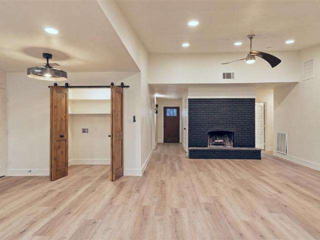 2733 Teakwood Drive