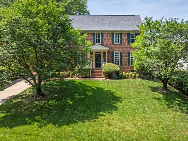 2733 Toxey Dr, Raleigh, NC 27609 | MLS #10161 | Compass