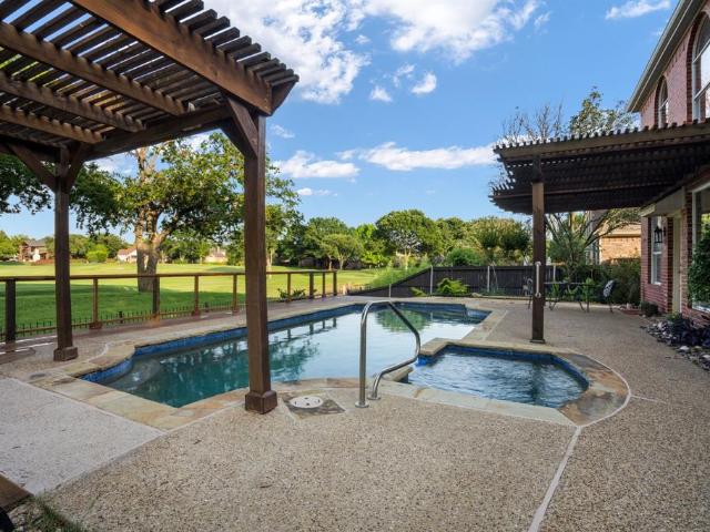 2733 Woodson Drive