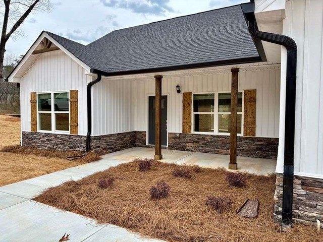 273 Cool Springs Rd, Clarkesville, GA 30523