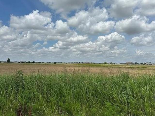 273 Apache, Piedmont, OK 73078