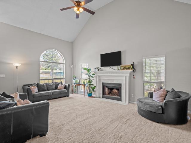 273 Ashbrook Drive