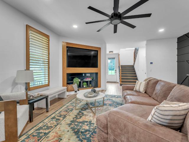 273 Autumn Wind Drive SW