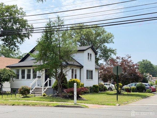 273 Avenel St, Avenel, NJ 07001