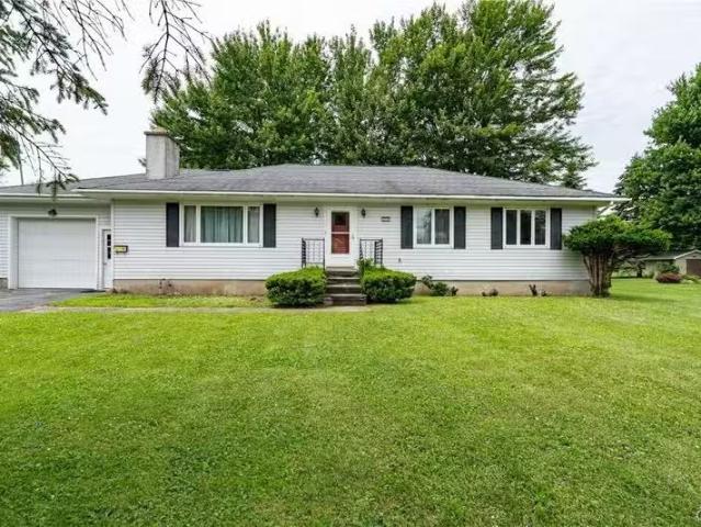 273 Bellew Avenue, Watertown, NY 13601 649034928
