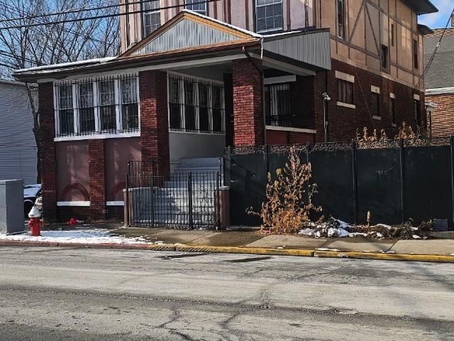273 Bergen Ave, Jc, West Bergen, US, NJ