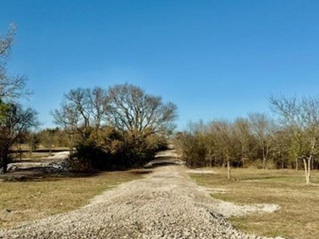 273 Bh Cooke Ln, Van Alstyne, TX 75495