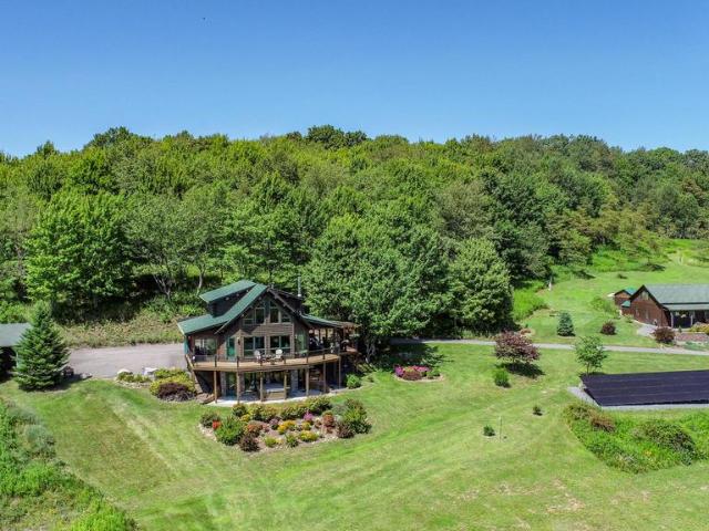 273 Daylily Lane