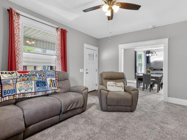 273 E Plane Street