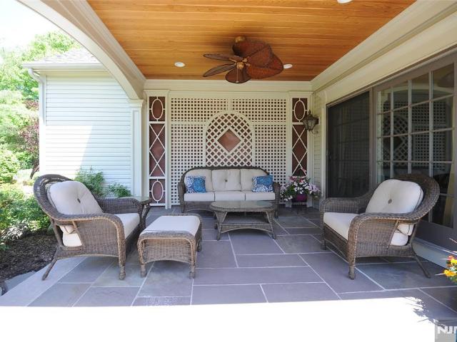 273 Joshua Ln, Wyckoff, NJ 07481 | MLS #26007 | Compass
