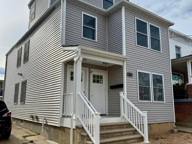 273 Oak Street 2