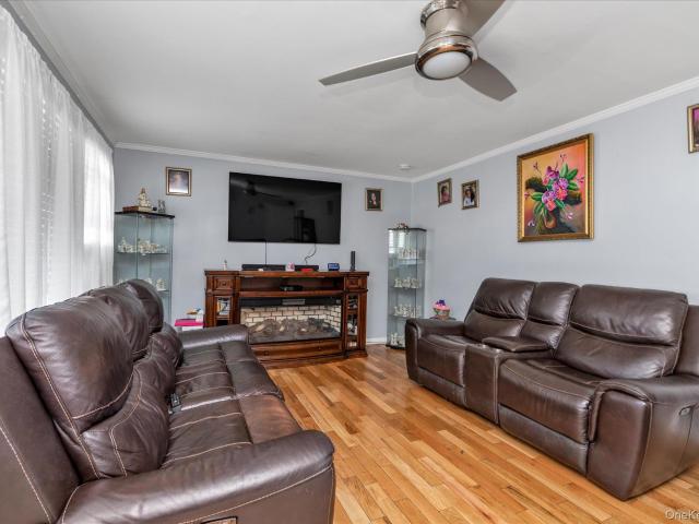 273 Monitor St, Westbury, NY 11590 | MLS #993340 | Compass