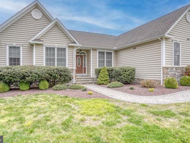 273 Masseys Millpond Rd, Smyrna, DE 19977