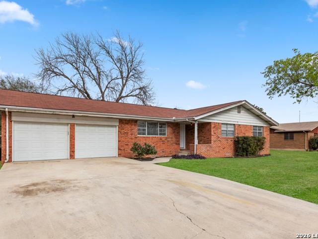 273 Meadow Ave