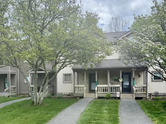 273 Northslope Ii Rd, East Stroudsburg, PA 18302
