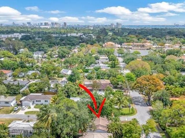 273 NE 107th St, Miami, FL 33161