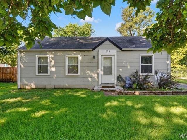273 S Barat Ave, Ferguson, MO 63135